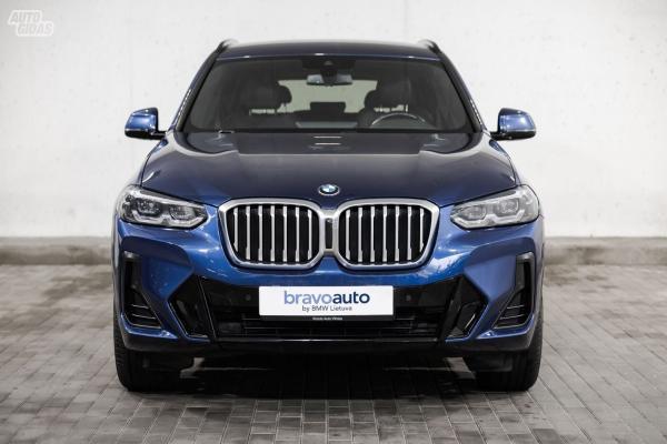 Blue BMW X3 2022 in Vilnius, with an engine capacity of 2.00 L and mileage of 112 thousand km for 37491 €, photo 2 on AUTOMOTO.COM.LV