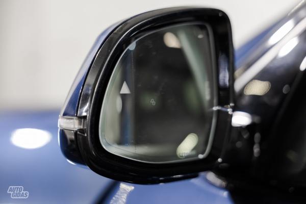 Blue BMW X3 2022 in Vilnius, with an engine capacity of 2.00 L and mileage of 112 thousand km for 37491 €, photo 8 on AUTOMOTO.COM.LV