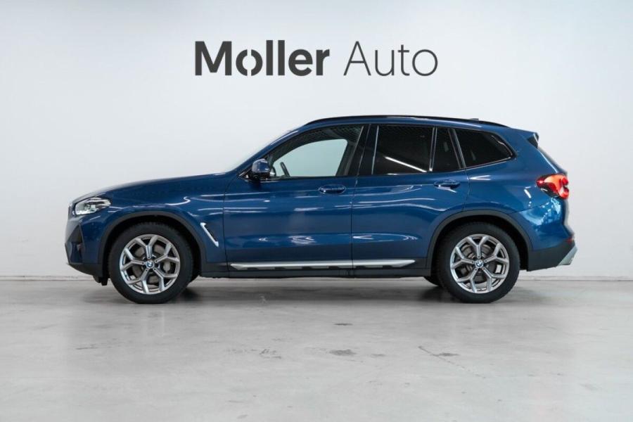 Blue BMW X3 2022 in Vilnius, with an engine capacity of 3.00 L and mileage of 133 thousand km for 35900 €, photo 7 on AUTOMOTO.COM.LV