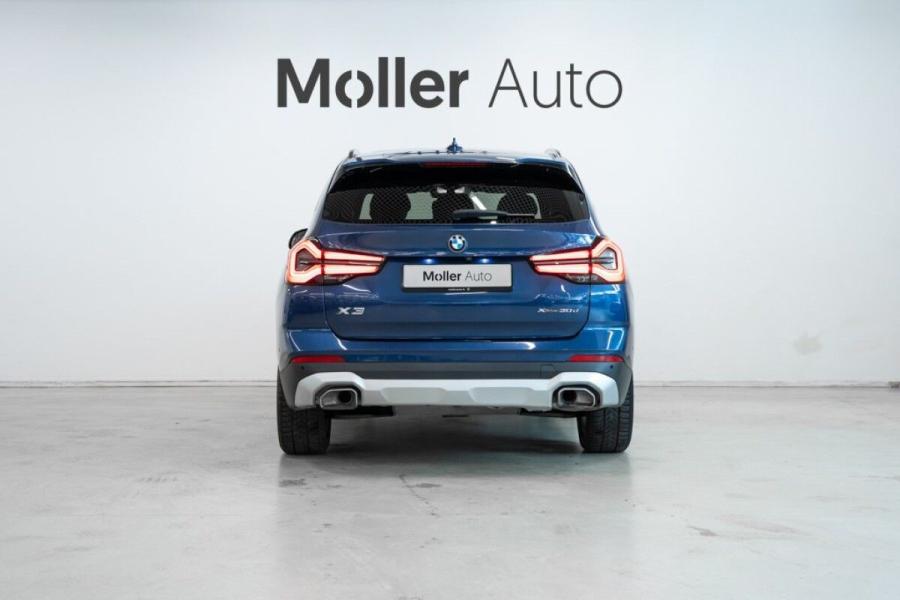 Blue BMW X3 2022 in Vilnius, with an engine capacity of 3.00 L and mileage of 133 thousand km for 35900 €, photo 11 on AUTOMOTO.COM.LV