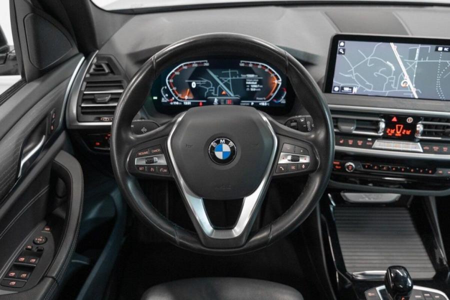 Blue BMW X3 2022 in Vilnius, with an engine capacity of 3.00 L and mileage of 133 thousand km for 35900 €, photo 14 on AUTOMOTO.COM.LV