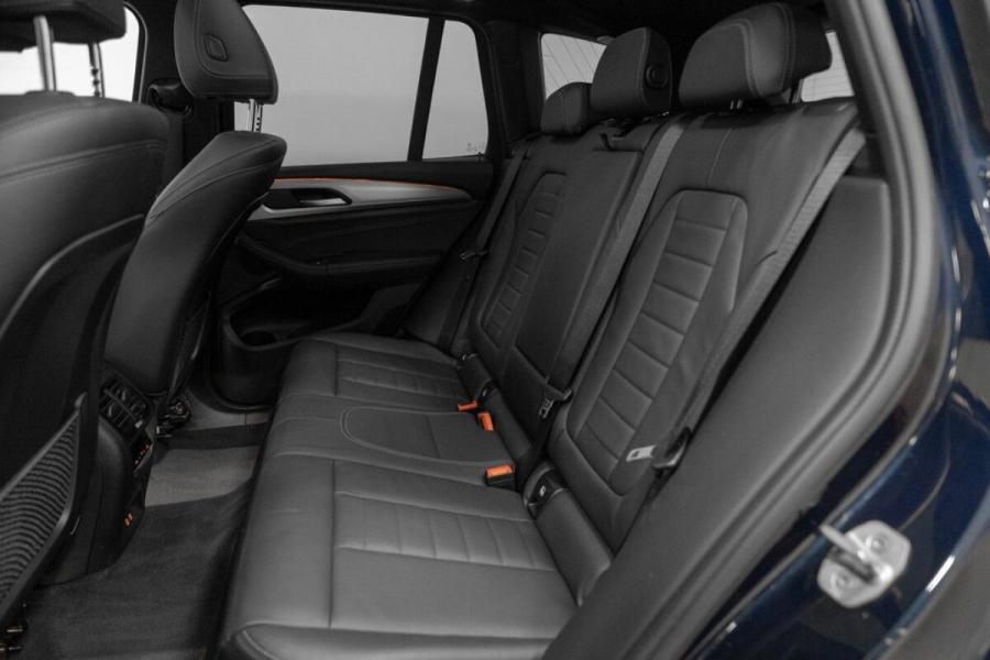 Blue BMW X3 2022 in Vilnius, with an engine capacity of 2.00 L and mileage of 110 thousand km for 39950 €, photo 7 on AUTOMOTO.COM.LV