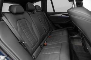 Blue BMW X3 2022 in Vilnius, with an engine capacity of 2.00 L and mileage of 110 thousand km for 39950 €, photo 9 on AUTOMOTO.COM.LV