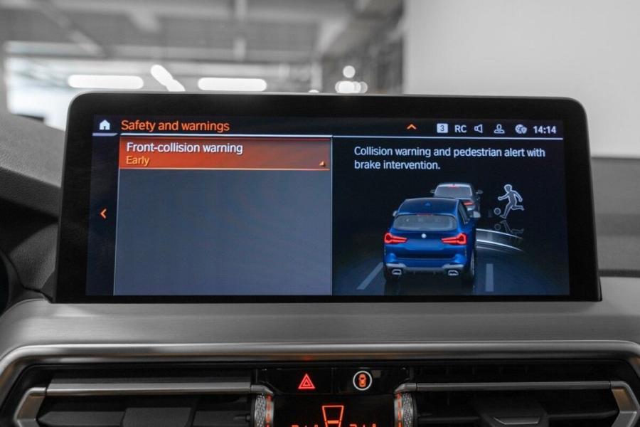 Blue BMW X3 2022 in Vilnius, with an engine capacity of 2.00 L and mileage of 110 thousand km for 39950 €, photo 17 on AUTOMOTO.COM.LV