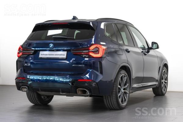 Blue BMW X3 2022 in Riga, with an engine capacity of 2.00 L and mileage of 117 thousand km for 36500 €, photo 2 on AUTOMOTO.COM.LV