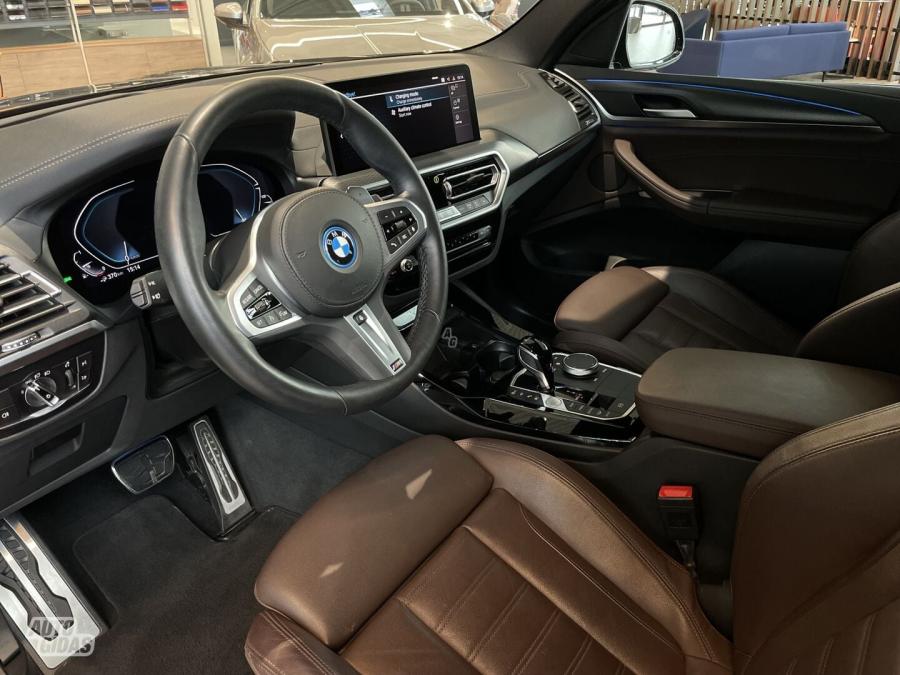 Blue BMW X3 2022 in Klaipeda, with an engine capacity of 2.00 L and mileage of 89 thousand km for 41881 €, photo 13 on AUTOMOTO.COM.LV