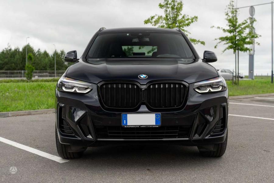 Blue BMW X3 2023 in Vilnius, with an engine capacity of 3.00 L and mileage of 175 thousand km for 30900 €, photo 7 on AUTOMOTO.COM.LV
