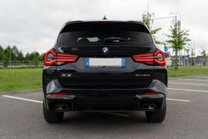 Blue BMW X3 2023 in Vilnius, with an engine capacity of 3.00 L and mileage of 175 thousand km for 30900 €, photo 8 on AUTOMOTO.COM.LV