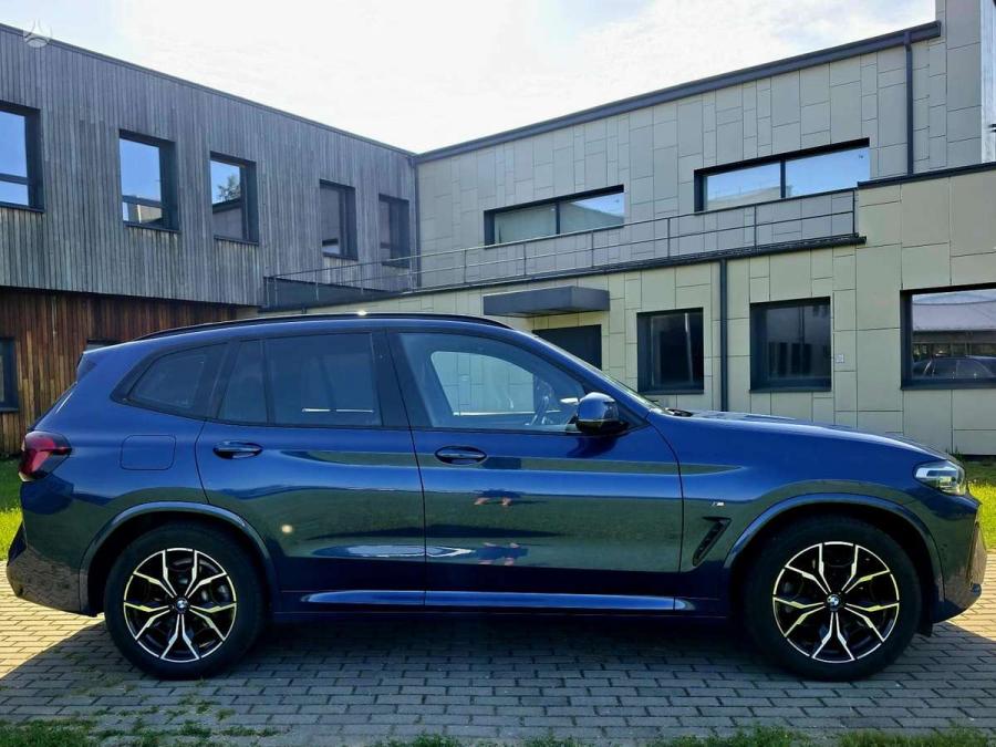 Blue BMW X3 2023 in Taurage, with an engine capacity of 2.00 L and mileage of 243 thousand km for 28900 €, photo 9 on AUTOMOTO.COM.LV