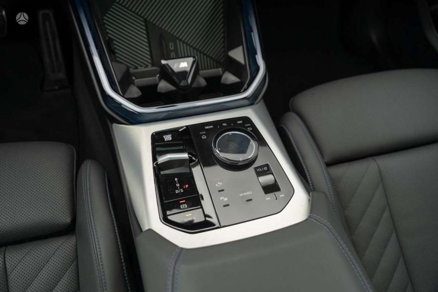 Zils BMW X3 2025 Viļņa, ar dzinēja tilpumu 2.00 L un nobraukumu 32 tūkst. km par 56950 €, foto 39 vietnē AUTOMOTO.COM.LV
