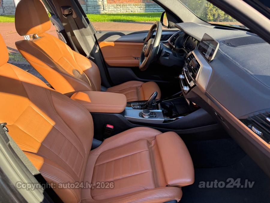 Zils BMW X3 2018 Tallina, ar dzinēja tilpumu 3.00 L un nobraukumu 216 tūkst. km par 29500 €, foto 16 vietnē AUTOMOTO.COM.LV