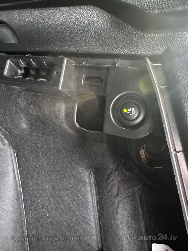 Zils BMW X3 2019 Narva, ar dzinēja tilpumu 3.00 L un nobraukumu 219 tūkst. km par 26000 €, foto 11 vietnē AUTOMOTO.COM.LV