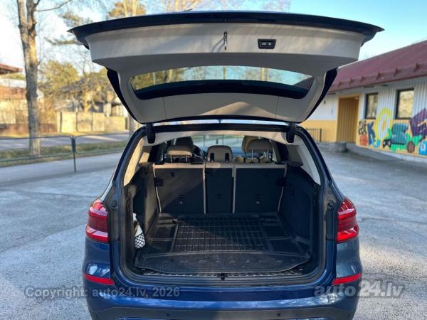 Blue BMW X3 2021 in Tallinn, with an engine capacity of 2.00 L and mileage of 56 thousand km for 40000 €, photo 9 on AUTOMOTO.COM.LV