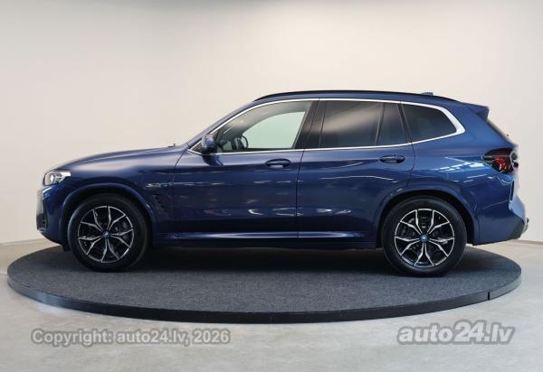 Blue BMW X3 2022 in Tallinn, with an engine capacity of 2.00 L and mileage of 125 thousand km for 34900 €, photo 5 on AUTOMOTO.COM.LV