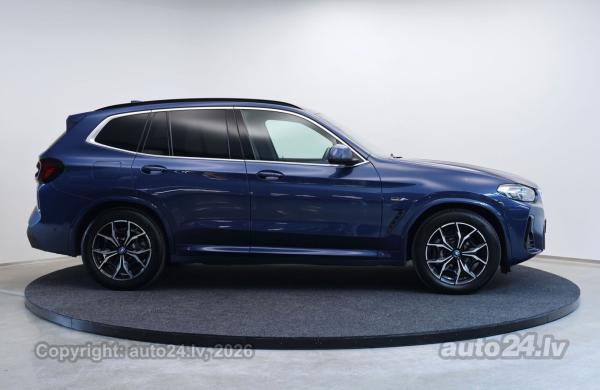 Blue BMW X3 2022 in Tallinn, with an engine capacity of 2.00 L and mileage of 125 thousand km for 34900 €, photo 6 on AUTOMOTO.COM.LV