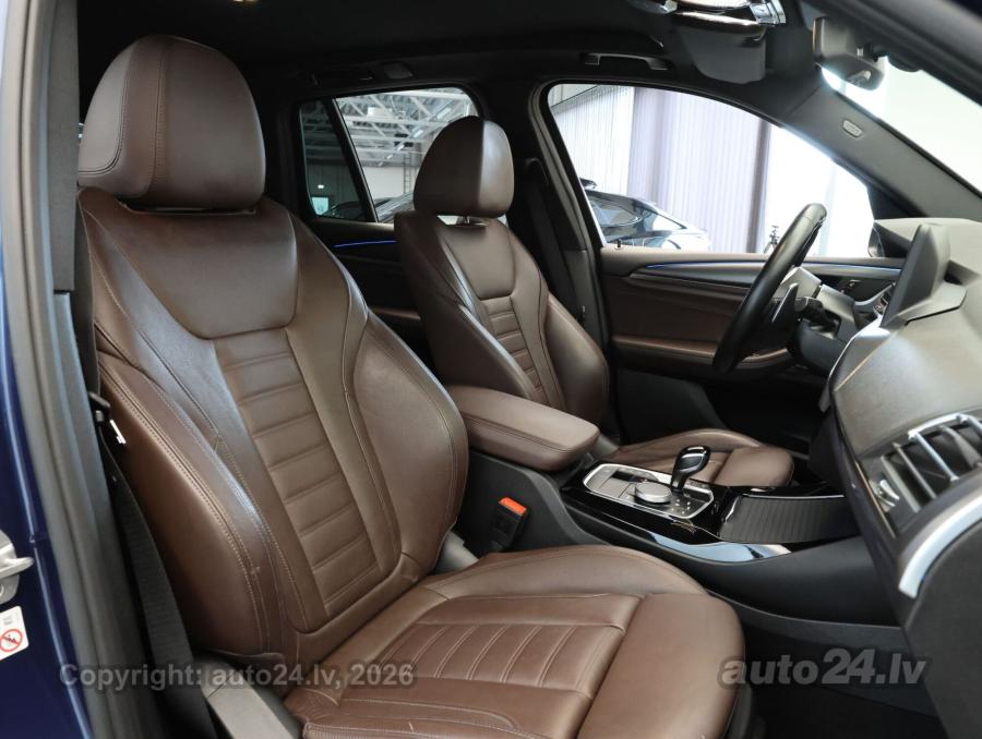 Zils BMW X3 2022 Tallina, ar dzinēja tilpumu 2.00 L un nobraukumu 125 tūkst. km par 34900 €, foto 17 vietnē AUTOMOTO.COM.LV