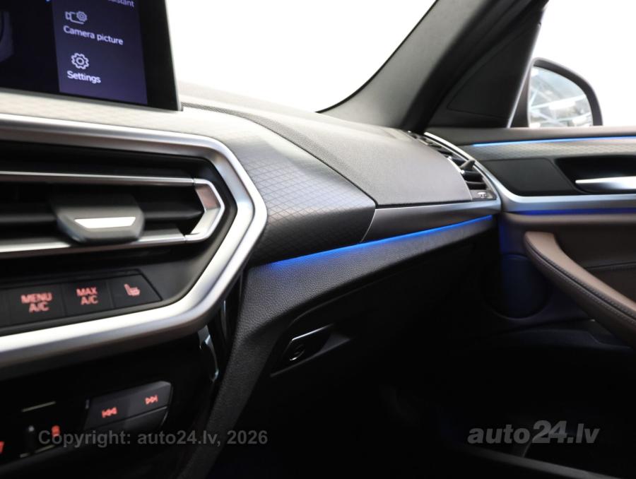 Zils BMW X3 2022 Tallina, ar dzinēja tilpumu 2.00 L un nobraukumu 125 tūkst. km par 34900 €, foto 22 vietnē AUTOMOTO.COM.LV