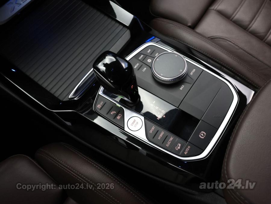 Zils BMW X3 2022 Tallina, ar dzinēja tilpumu 2.00 L un nobraukumu 125 tūkst. km par 34900 €, foto 24 vietnē AUTOMOTO.COM.LV