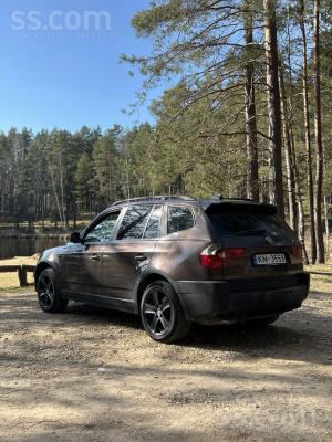 Brown BMW X3 2004 in Riga, with an engine capacity of 3.00 L and mileage of 445 thousand km for 2100 €, photo 3 on AUTOMOTO.COM.LV