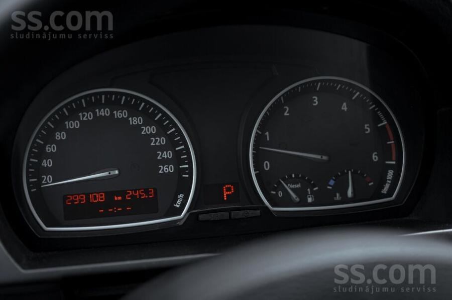 Brown BMW X3 2006 in Riga, with an engine capacity of 3.00 L and mileage of 299 thousand km for 5500 €, photo 19 on AUTOMOTO.COM.LV