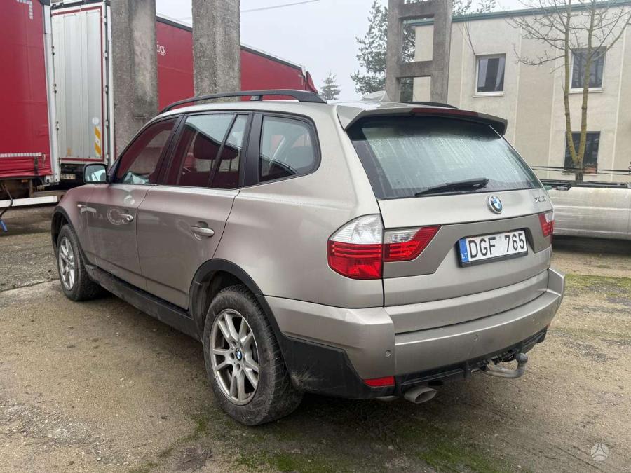 Brown BMW X3 2007 in Kaunas, with an engine capacity of 2.00 L and mileage of 277 thousand km for 4500 €, photo 4 on AUTOMOTO.COM.LV