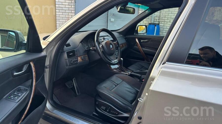 Brown BMW X3 2007 in Riga, with an engine capacity of 3.00 L and mileage of 294 thousand km for 5390 €, photo 9 on AUTOMOTO.COM.LV