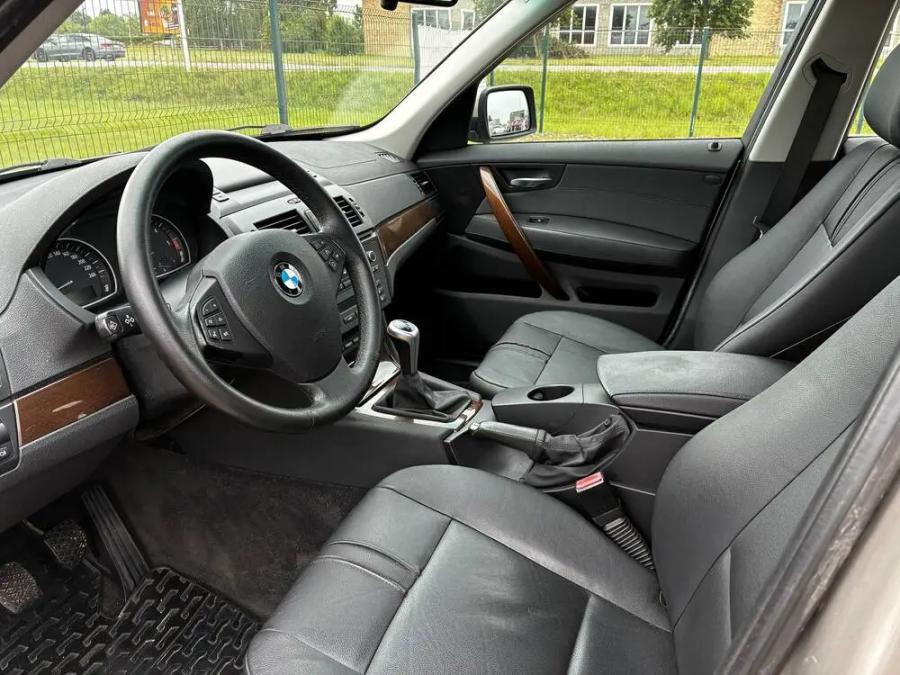 Brown BMW X3 2009 in Saldus, with an engine capacity of 2.00 L and mileage of 163 thousand km for 6900 €, photo 8 on AUTOMOTO.COM.LV
