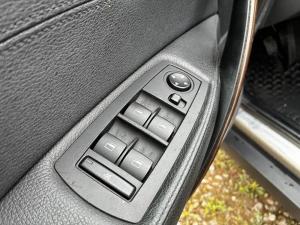 Brown BMW X3 2009 in Saldus, with an engine capacity of 2.00 L and mileage of 163 thousand km for 6900 €, photo 9 on AUTOMOTO.COM.LV