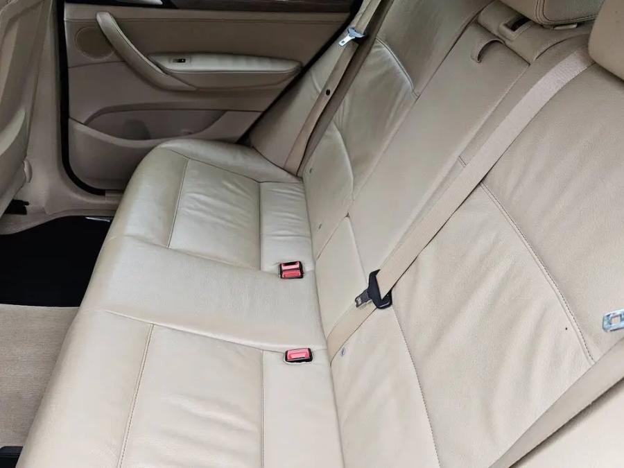 Коричневый БМВ Х3 2010 в Екабпилс, объемом двигателя 2.00 л и пробегом 312 тыс. км за 9490 €, фото 16 на AUTOMOTO.COM.LV