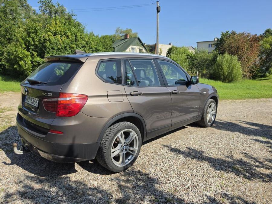 Brown BMW X3 2011 in Talsi, with an engine capacity of 3.00 L and mileage of 342 thousand km for 10500 €, photo 4 on AUTOMOTO.COM.LV