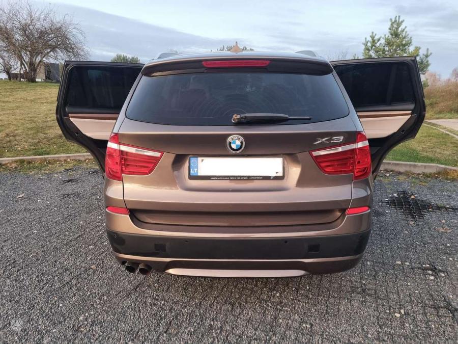 Brown BMW X3 2011 in Vilnius, with an engine capacity of 3.00 L and mileage of 190 thousand km for 9200 €, photo 6 on AUTOMOTO.COM.LV