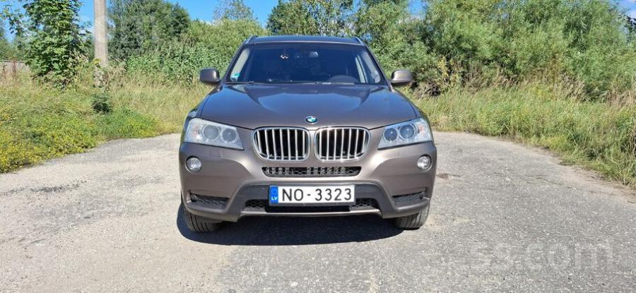 Brown BMW X3 2011 in Liepaja, with an engine capacity of 3.00 L and mileage of 256 thousand km for 12999 €, photo 1 on AUTOMOTO.COM.LV