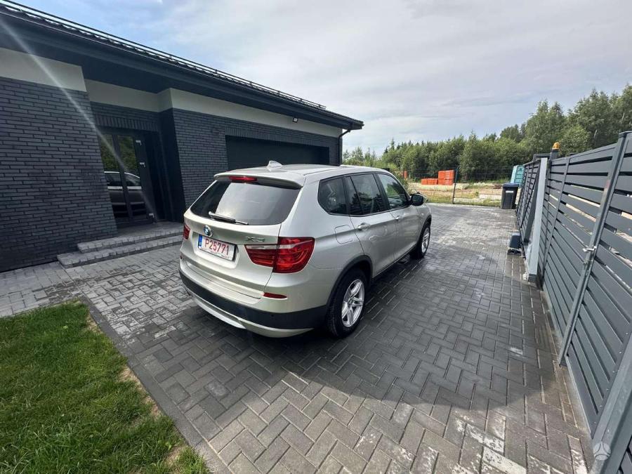 Brūns BMW X3 2012 Viļņa, ar dzinēja tilpumu 3.00 L un nobraukumu 146 tūkst. km par 8800 €, foto 3 vietnē AUTOMOTO.COM.LV