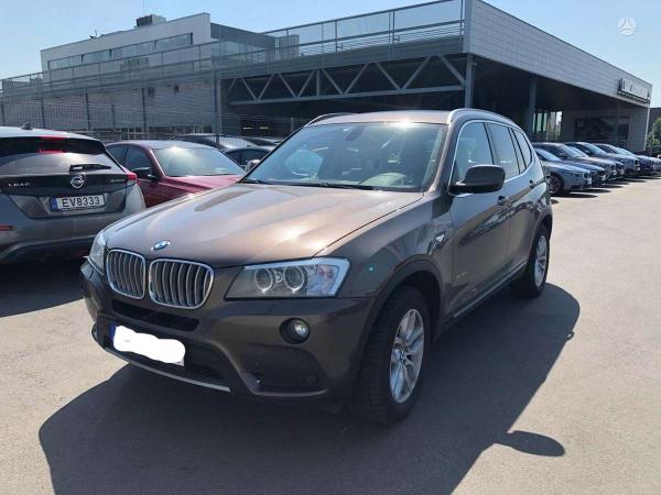 Brūns BMW X3 2012 Viļņa, ar dzinēja tilpumu 2.99 L un nobraukumu 340 tūkst. km par 5000 €, foto 1 vietnē AUTOMOTO.COM.LV