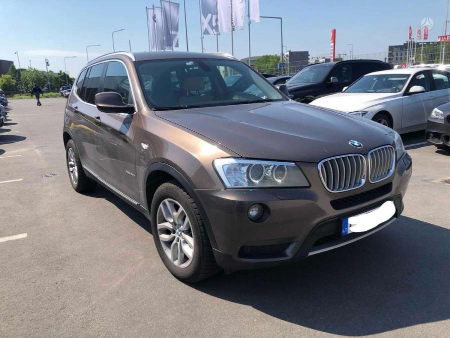 Brūns BMW X3 2012 Viļņa, ar dzinēja tilpumu 2.99 L un nobraukumu 340 tūkst. km par 5000 €, foto 2 vietnē AUTOMOTO.COM.LV
