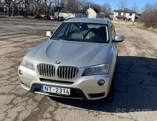Brown BMW X3 2012 in Valmiera, with an engine capacity of 3.00 L and mileage of 315 thousand km for 9950 €, photo 2 on AUTOMOTO.COM.LV