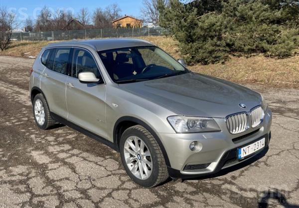 Brown BMW X3 2012 in Valmiera, with an engine capacity of 3.00 L and mileage of 315 thousand km for 9950 €, photo 4 on AUTOMOTO.COM.LV