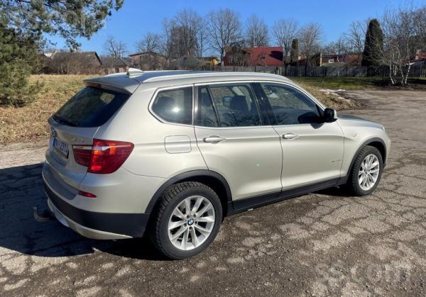 Brown BMW X3 2012 in Valmiera, with an engine capacity of 3.00 L and mileage of 315 thousand km for 9950 €, photo 6 on AUTOMOTO.COM.LV