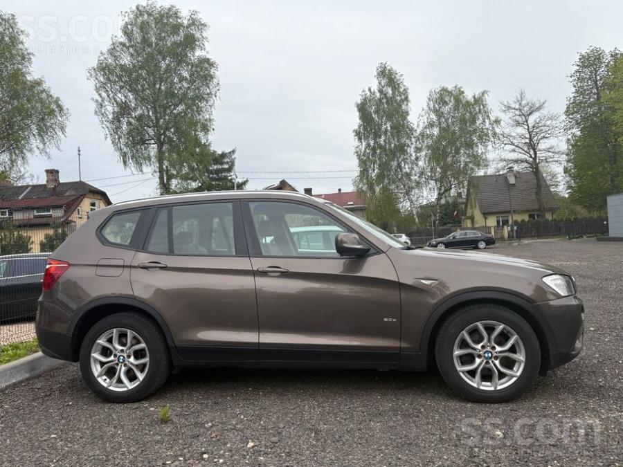 Brown BMW X3 2012 in Riga, with an engine capacity of 2.00 L and mileage of 0 thousand km for 8450 €, photo 5 on AUTOMOTO.COM.LV