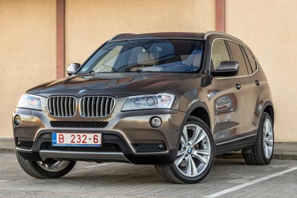 Brown BMW X3 2012 in Riga, with an engine capacity of 3.00 L and mileage of 266 thousand km for 12990 €, photo 1 on AUTOMOTO.COM.LV