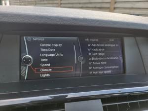 Brown BMW X3 2012 in Riga, with an engine capacity of 3.00 L and mileage of 266 thousand km for 12990 €, photo 4 on AUTOMOTO.COM.LV