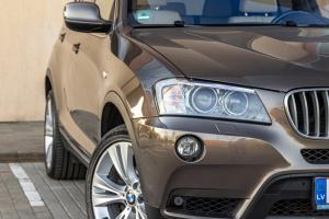 Brown BMW X3 2012 in Riga, with an engine capacity of 3.00 L and mileage of 266 thousand km for 12990 €, photo 30 on AUTOMOTO.COM.LV