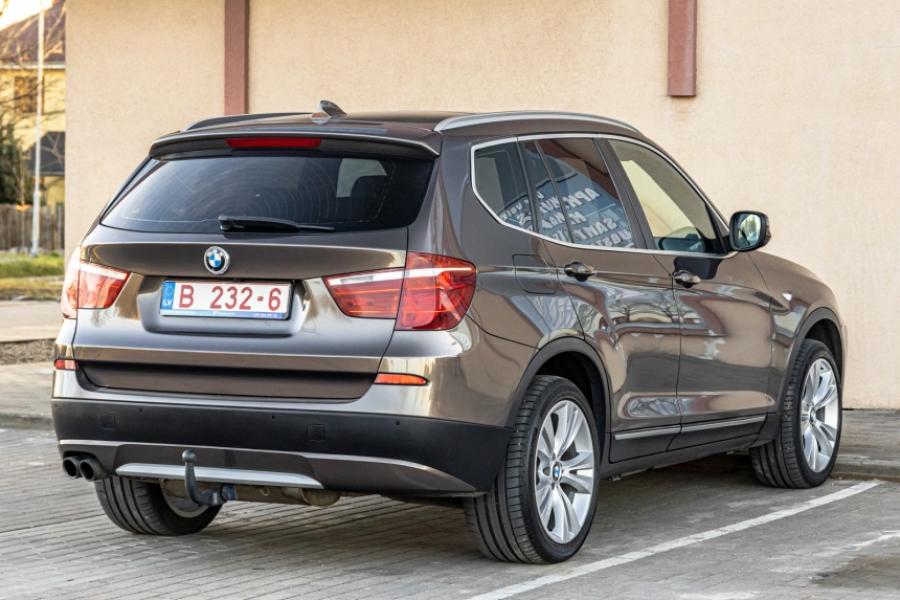 Brown BMW X3 2012 in Riga, with an engine capacity of 3.00 L and mileage of 266 thousand km for 12990 €, photo 44 on AUTOMOTO.COM.LV