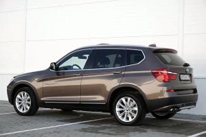 Brown BMW X3 2012 in Riga, with an engine capacity of 3.00 L and mileage of 252 thousand km for 13700 €, photo 8 on AUTOMOTO.COM.LV