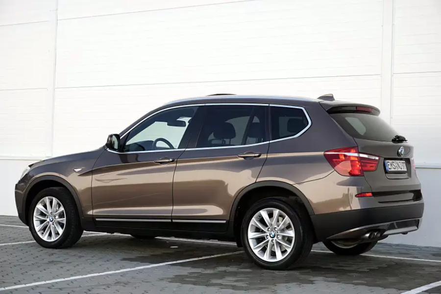 Brown BMW X3 2012 in Riga, with an engine capacity of 3.00 L and mileage of 252 thousand km for 13700 €, photo 8 on AUTOMOTO.COM.LV
