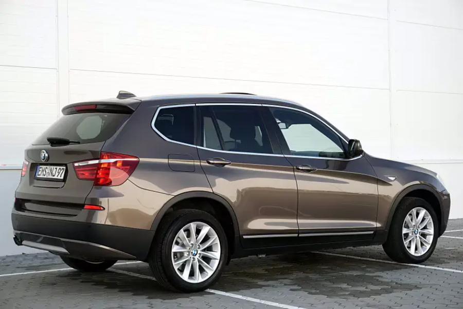 Brown BMW X3 2012 in Riga, with an engine capacity of 3.00 L and mileage of 252 thousand km for 13700 €, photo 11 on AUTOMOTO.COM.LV