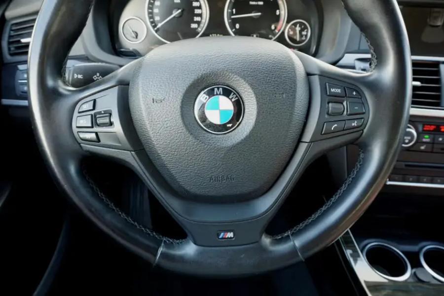 Brown BMW X3 2012 in Riga, with an engine capacity of 3.00 L and mileage of 252 thousand km for 13700 €, photo 19 on AUTOMOTO.COM.LV