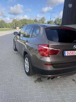 Brown BMW X3 2012 in Siauliai, with an engine capacity of 3.00 L and mileage of 236 thousand km for 6350 €, photo 4 on AUTOMOTO.COM.LV