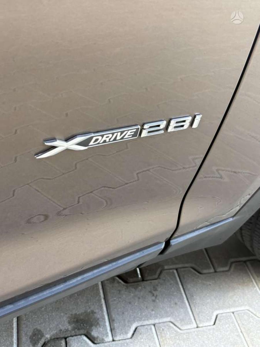 Brown BMW X3 2012 in Siauliai, with an engine capacity of 3.00 L and mileage of 236 thousand km for 6350 €, photo 14 on AUTOMOTO.COM.LV