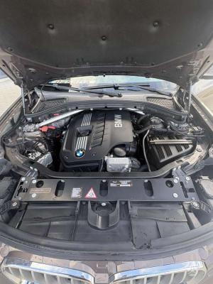 Brown BMW X3 2012 in Siauliai, with an engine capacity of 3.00 L and mileage of 236 thousand km for 6350 €, photo 15 on AUTOMOTO.COM.LV